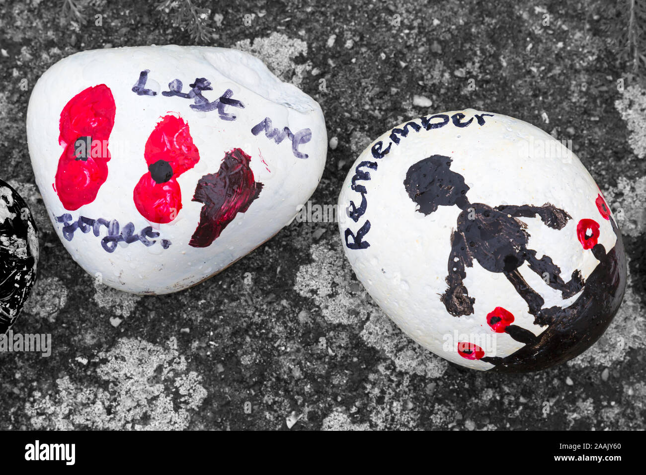 Wartime remembrance painting hi-res stock photography and images - Alamy