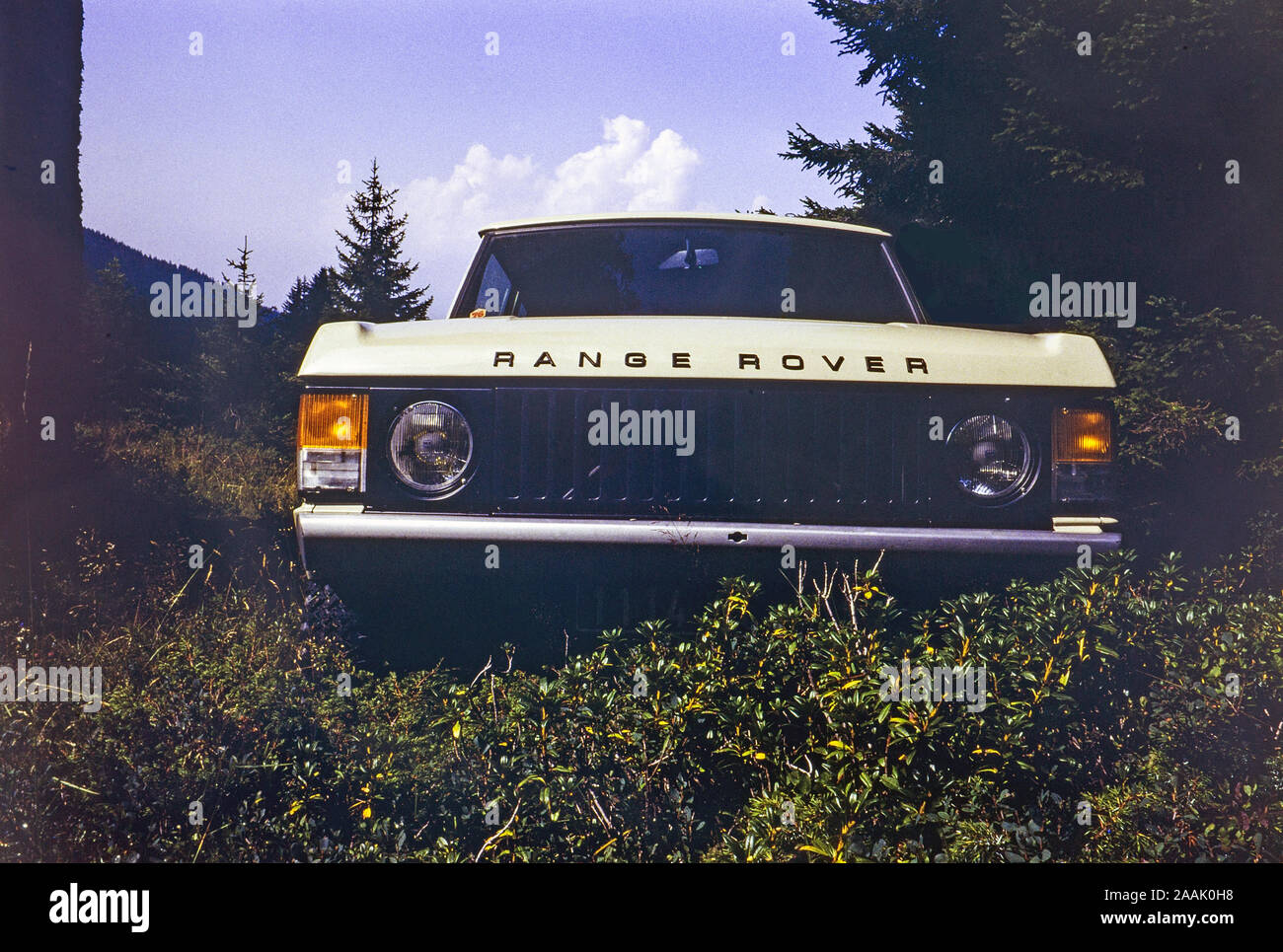 1970 range rover hi-res stock photography and images - Alamy