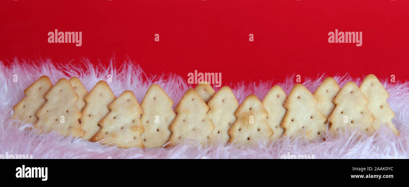 Jacobs Treeselets 2019 edition, Christmas Tree shaped crisps / crackers ...