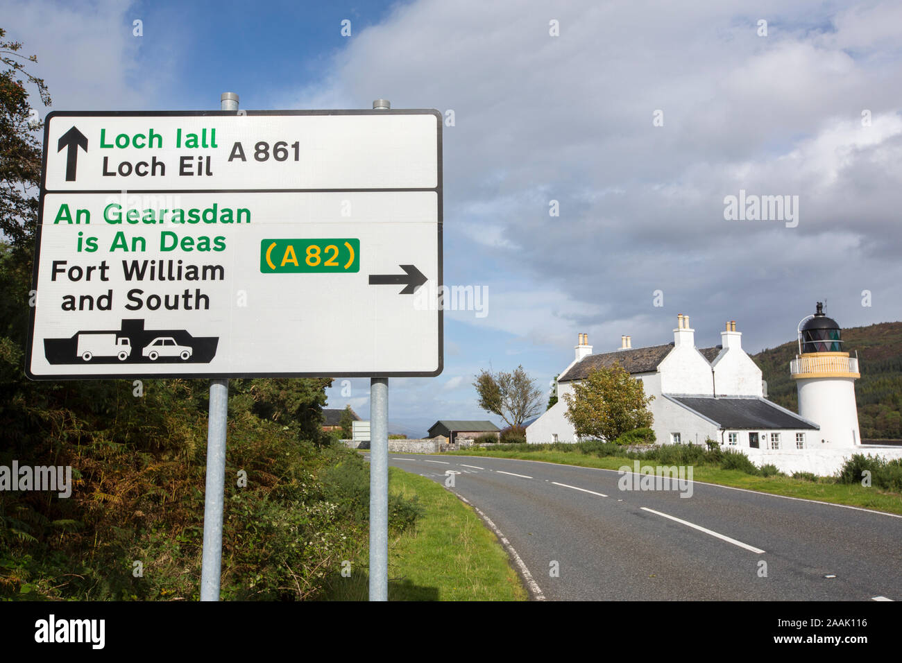 Fort william scotland roadsign hi-res stock photography and images - Alamy