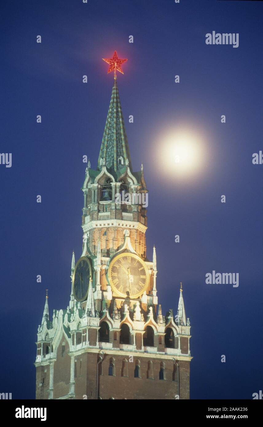 Roter kreml hi-res stock photography and images - Alamy