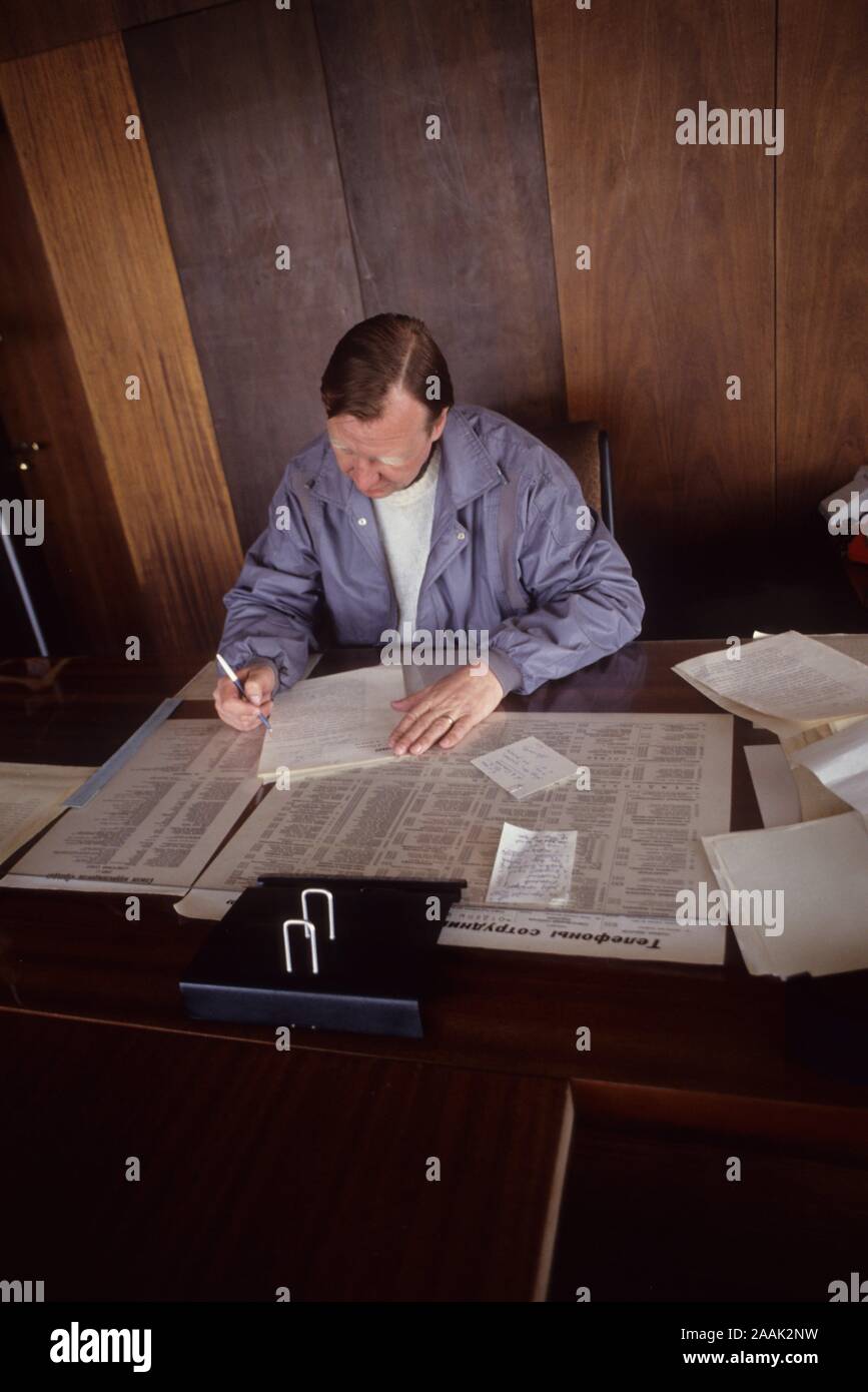 Moskau, Prawda, Redaktion - Moscow, Pravda, Editorial Department Stock ...