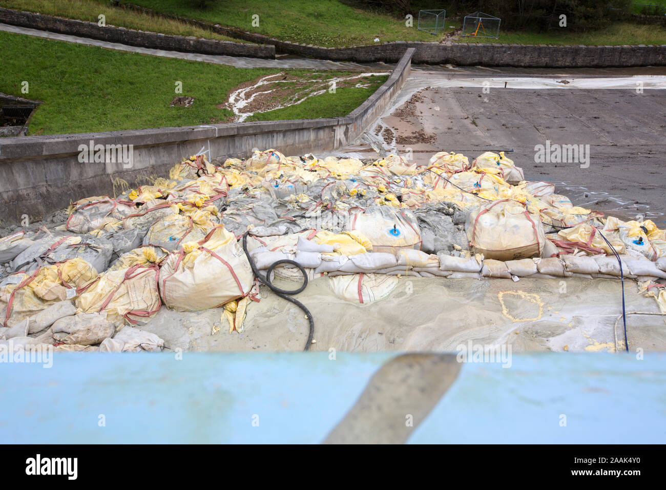Whaley bridge flood hi-res stock photography and images - Alamy