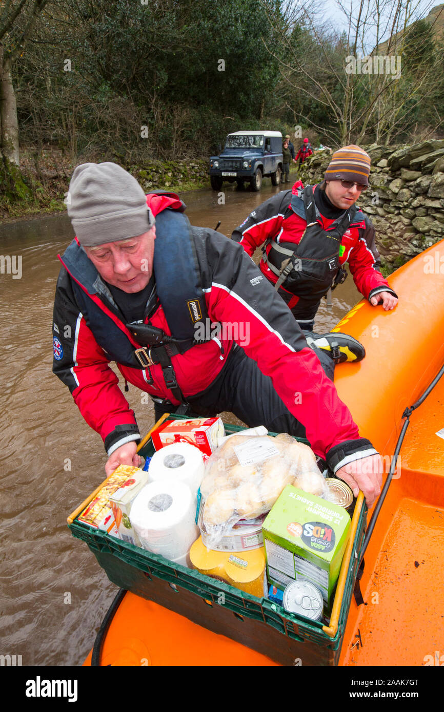 Food Relief. Dave Freeborn of Patterdale Mountain Rescue Team use their ...