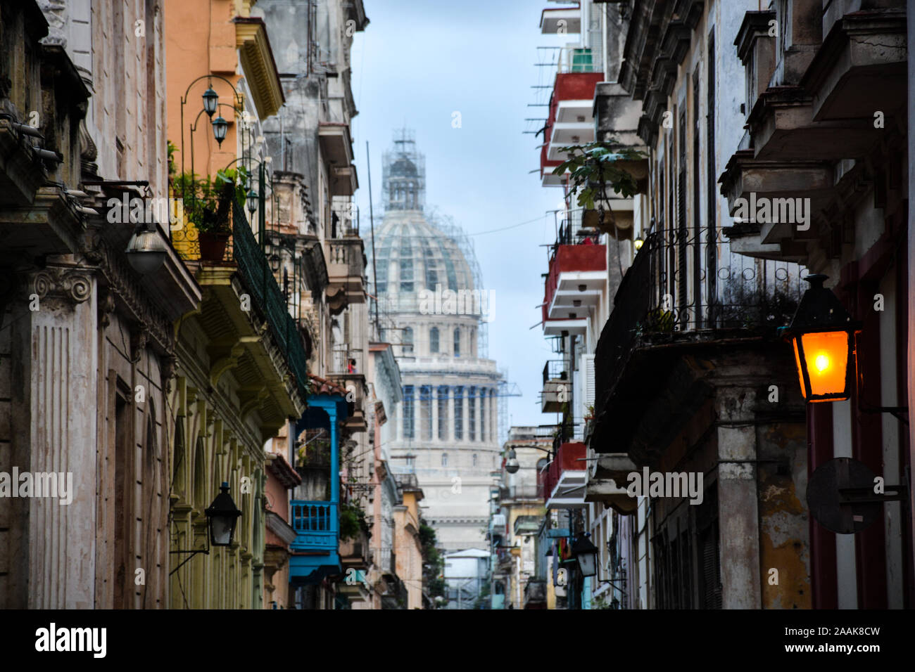 Cuban historic architecture hi-res stock photography and images - Alamy