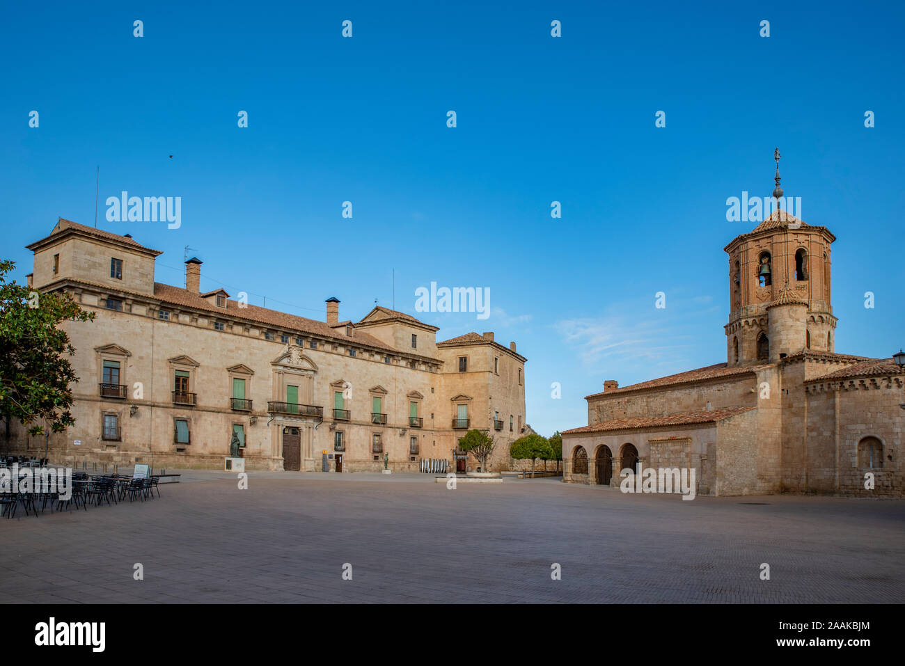 Almazan hi-res stock photography and images - Alamy