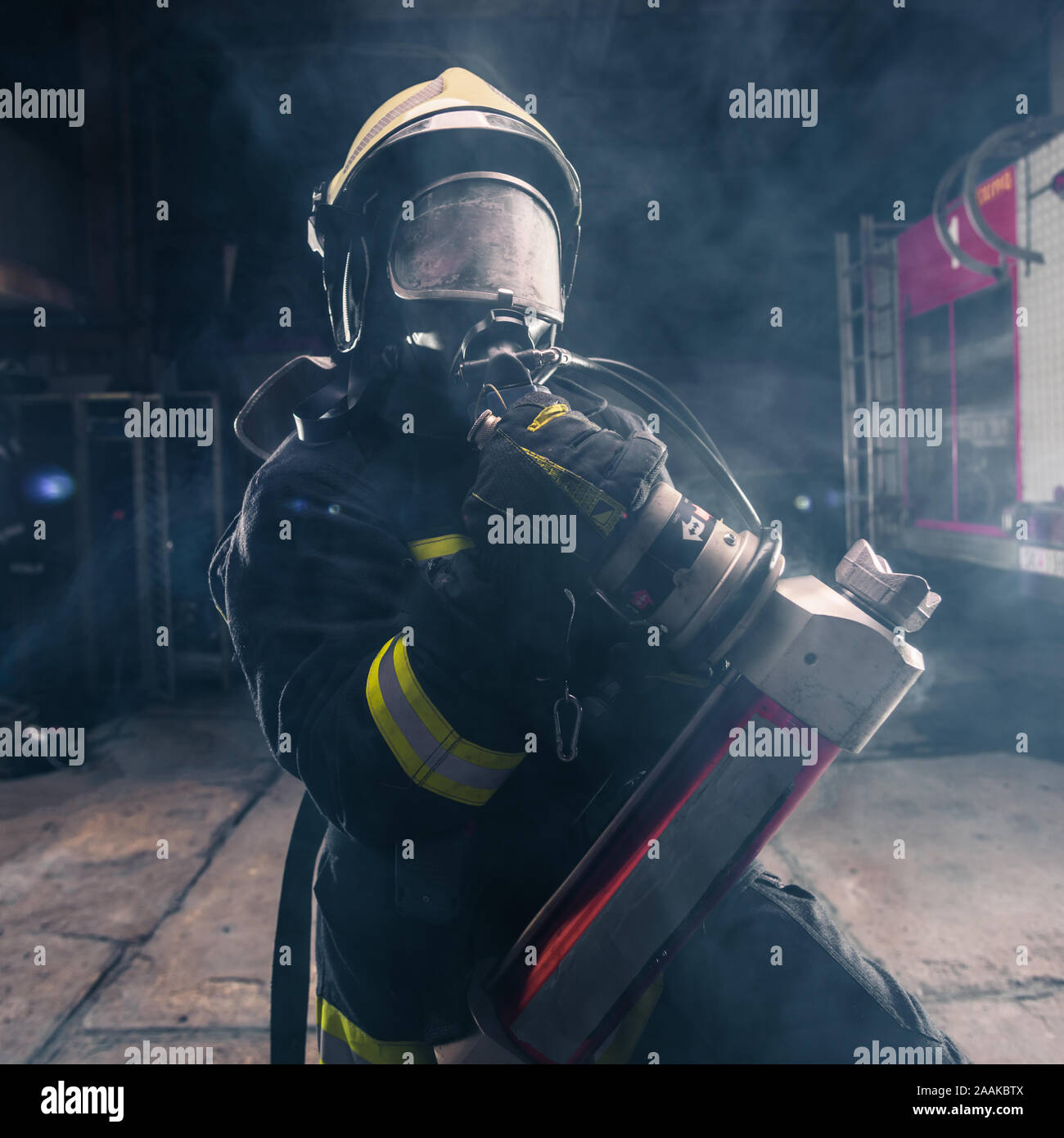 Halo exercise hi-res stock photography and images - Alamy