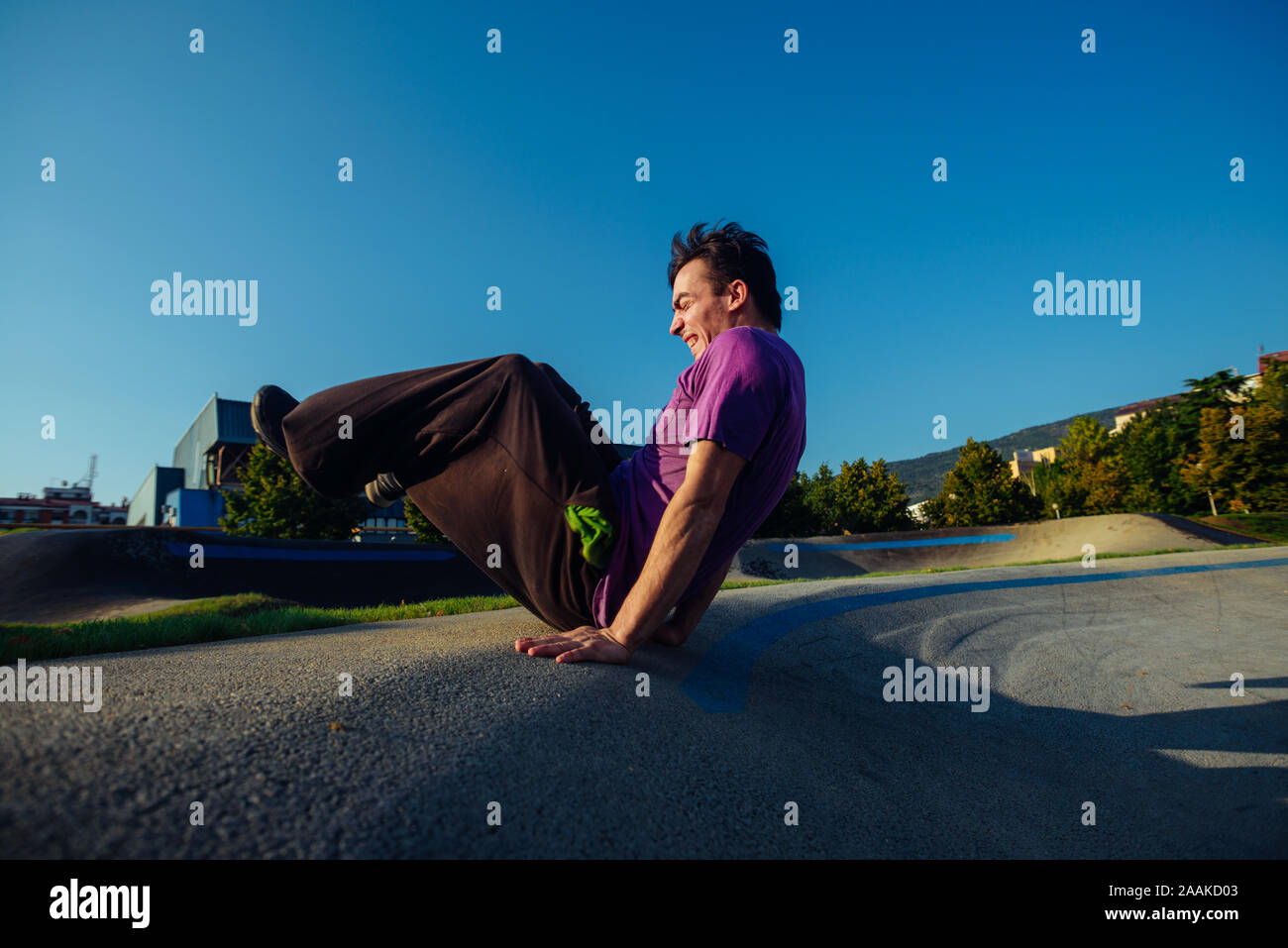 Parkour stuntman hi-res stock photography and images - Alamy