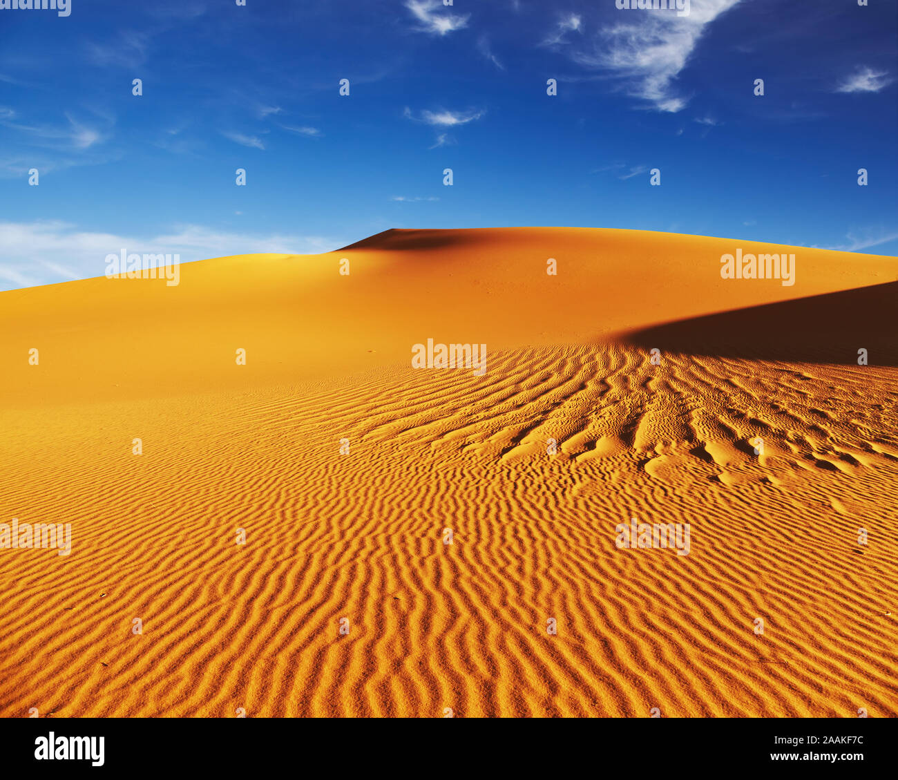 Sahara desert sand dunes sunset hi-res stock photography and images - Alamy