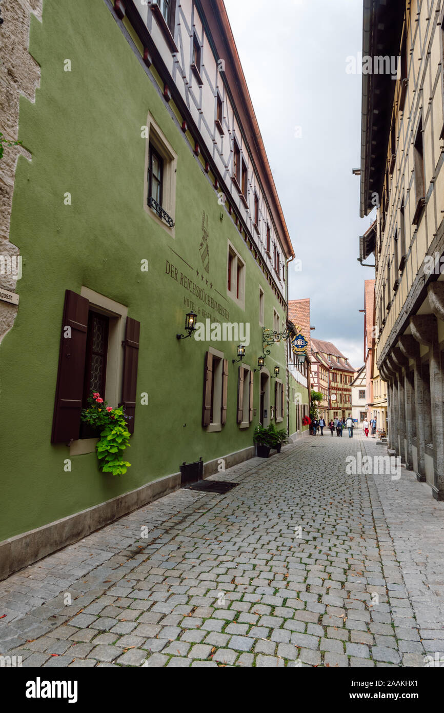 Medieval medieval architecture hi-res stock photography and images - Alamy