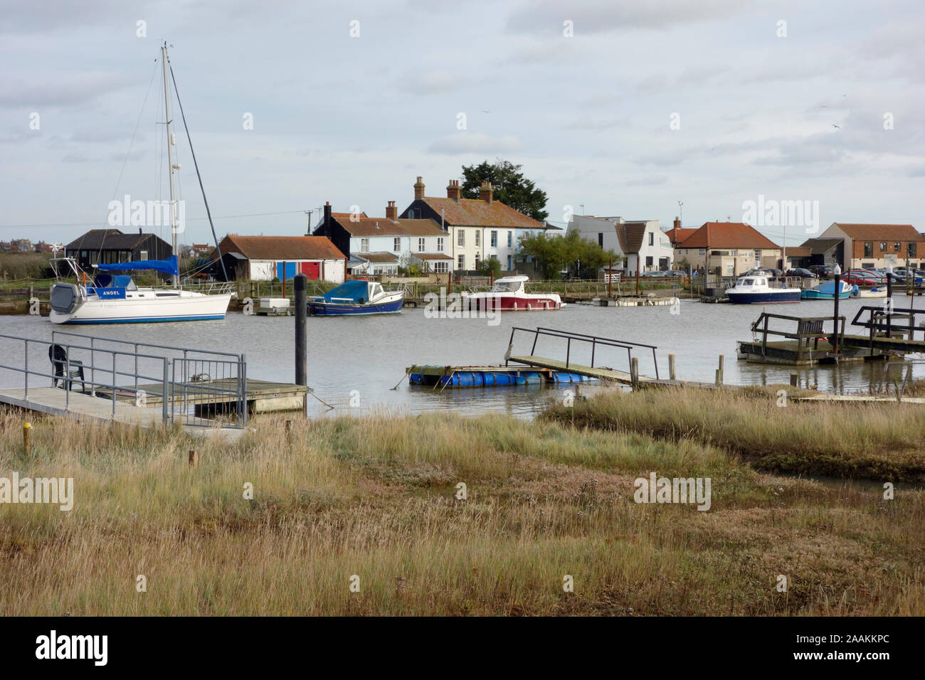 Suffolk moorings hi-res stock photography and images - Alamy