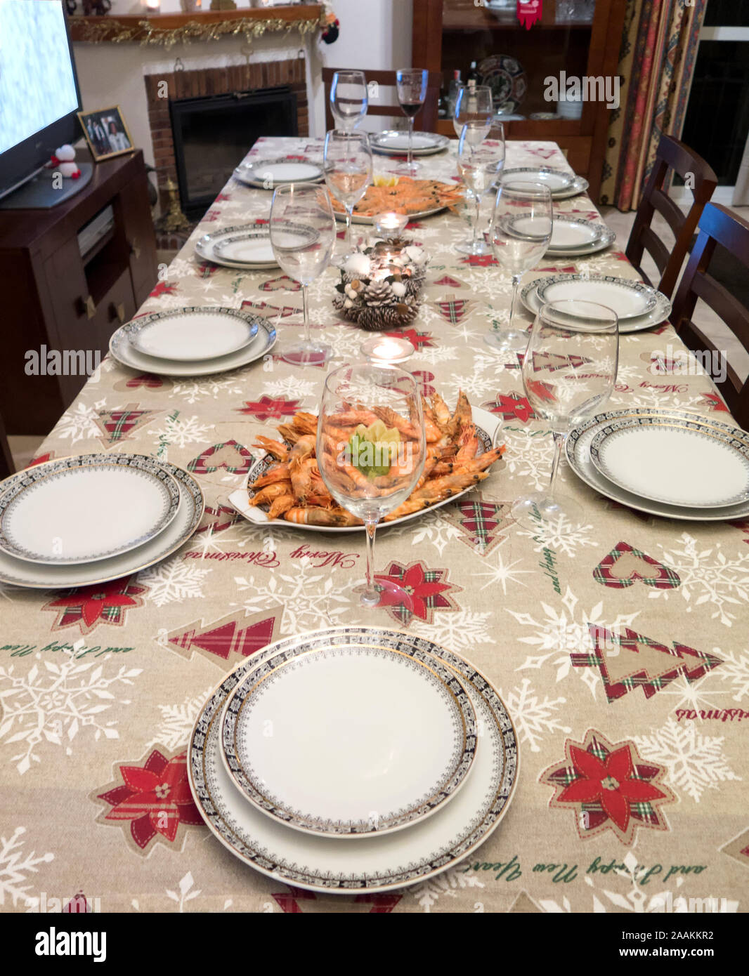 Christmas dinner family retro hi-res stock photography and images - Alamy