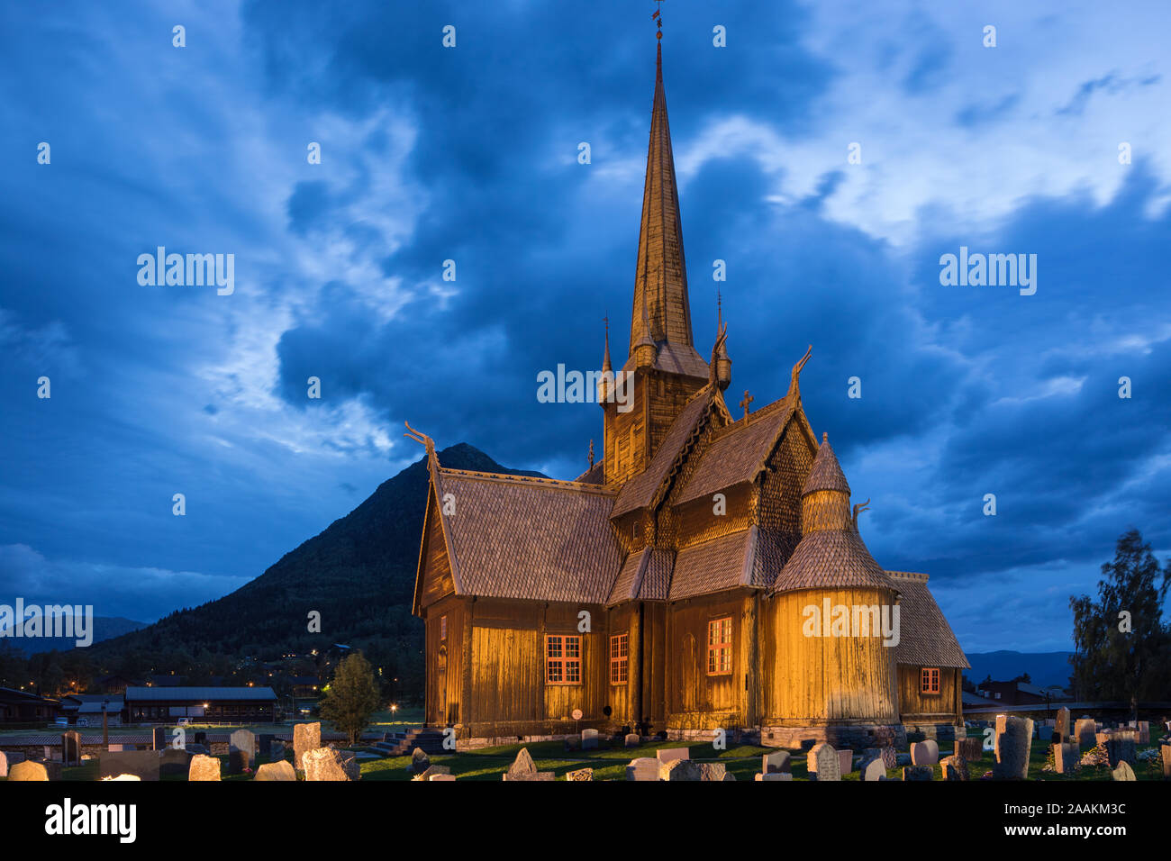 Lom norwegen hi-res stock photography and images - Alamy