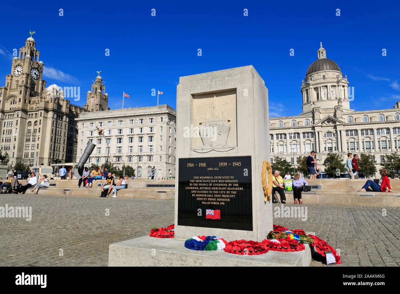 Chinese Merchant Seamen Monument, Liverpool, England, United Kingdom ...
