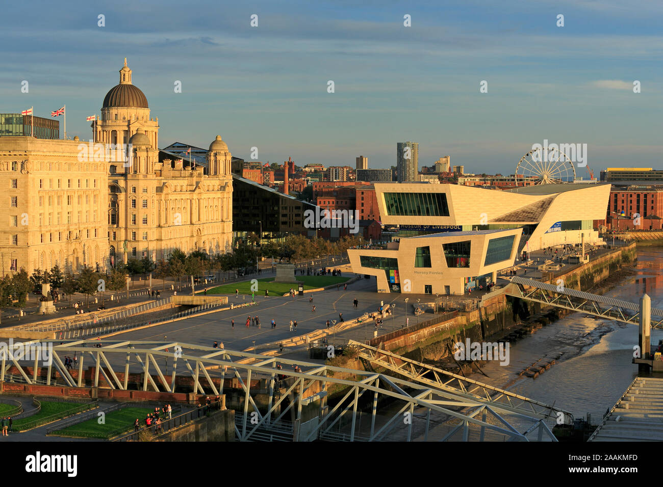 Liverpool Three Graces Stock Photos & Liverpool Three Graces Stock ...