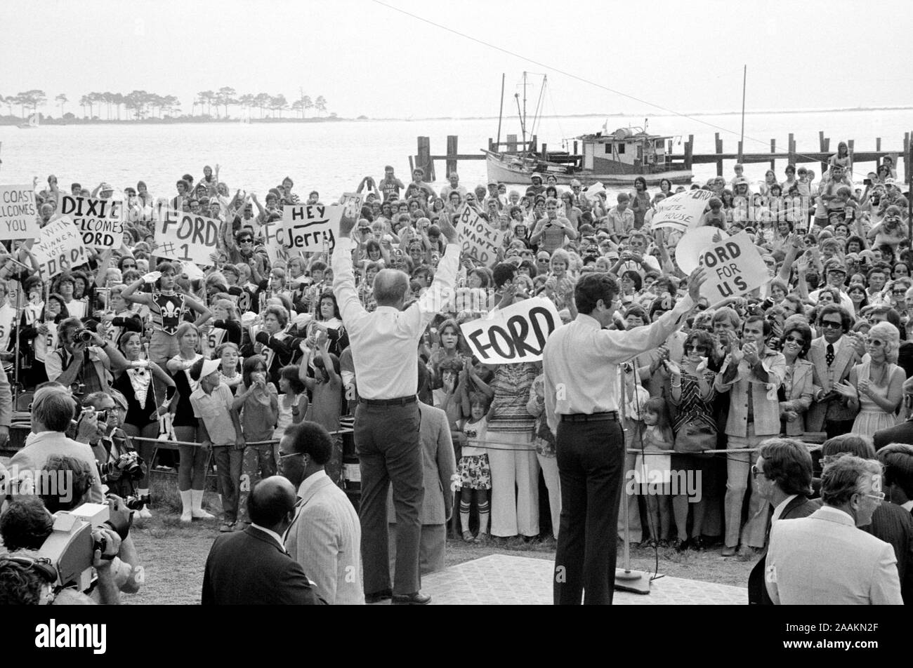 Gerald ford 1976 hi-res stock photography and images - Alamy