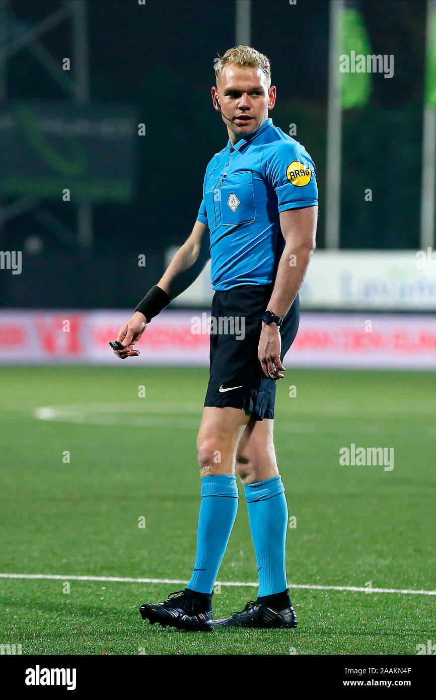 Referee alex bos hi-res stock photography and images - Alamy