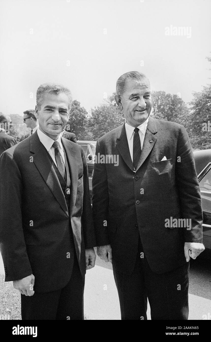 Mohammad Reza Pahlavi, Shah of Iran with U.S. President Lyndon Johnson ...