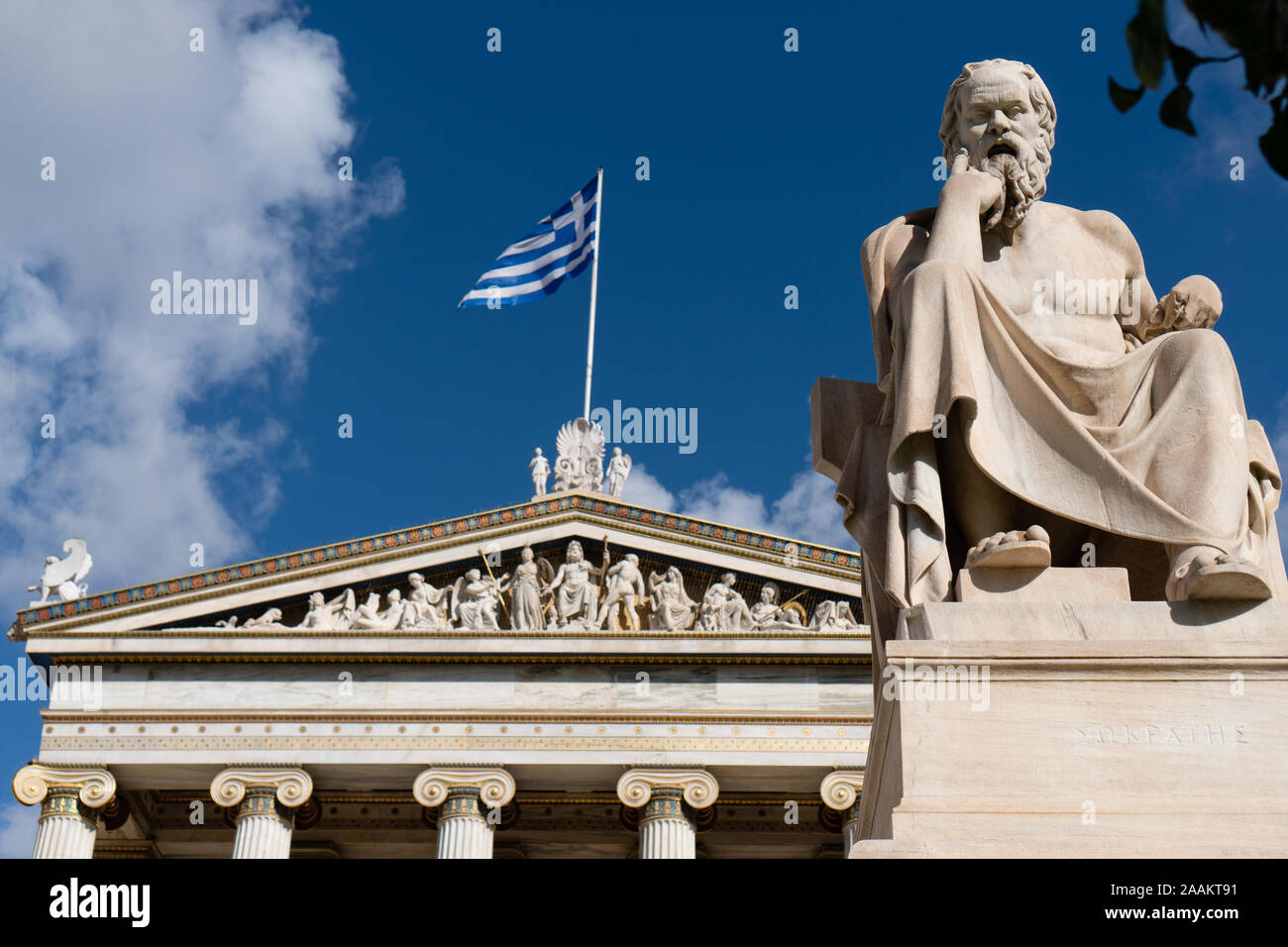 Statue of socrates hi-res stock photography and images - Alamy