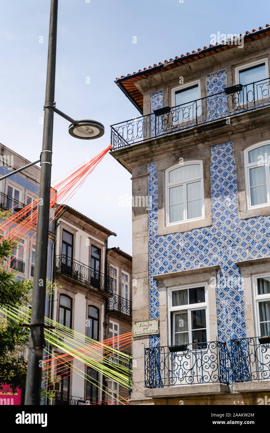 Wall in porto hi-res stock photography and images - Alamy