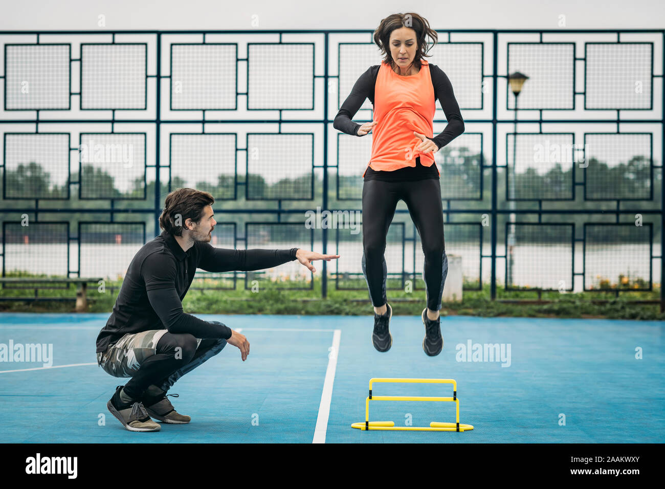 Hurdle class hi-res stock photography and images - Alamy