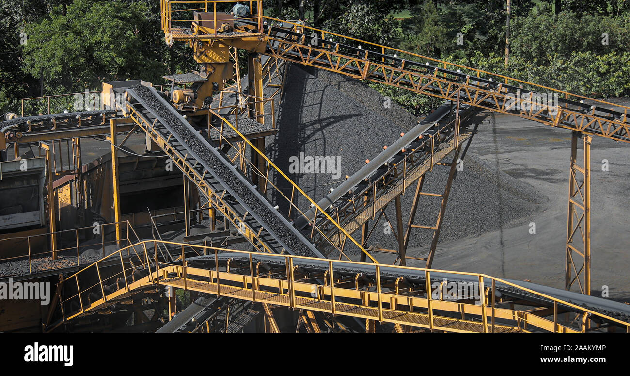 conveyor belt mine line rock transport Stock Photo - Alamy