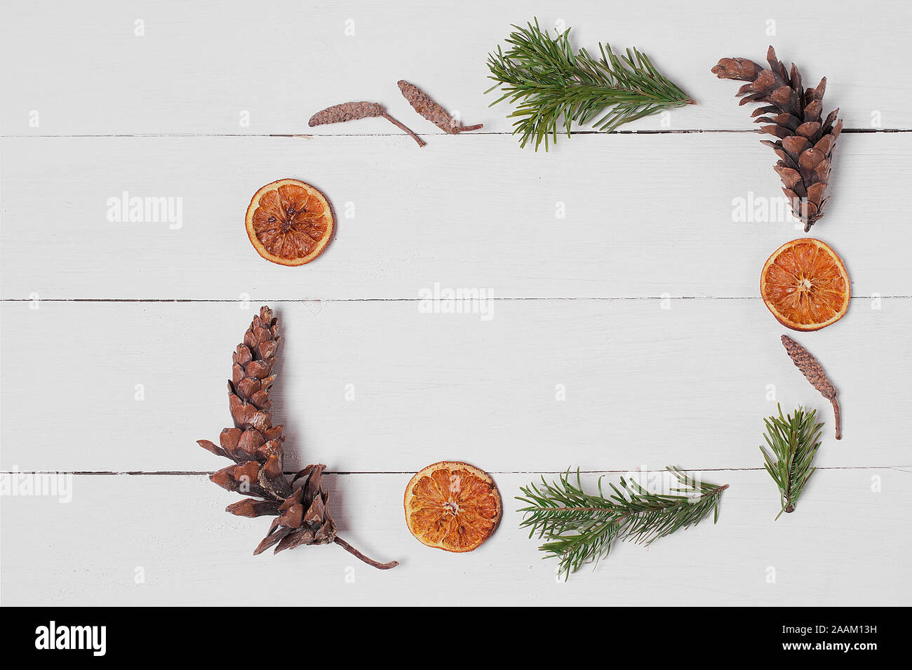 Orange slices pine branches hi-res stock photography and images - Alamy