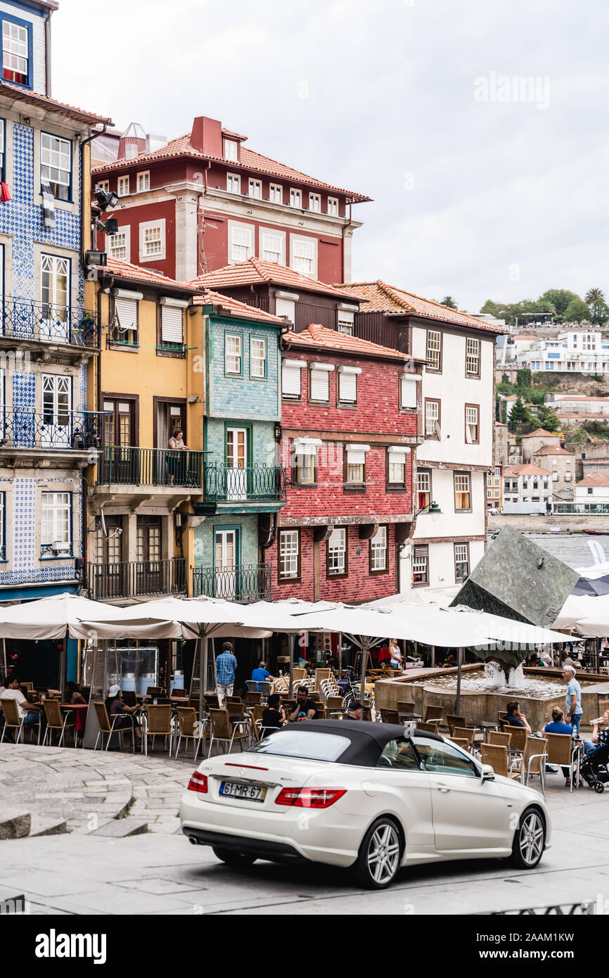 Blue porto sign hi-res stock photography and images - Alamy