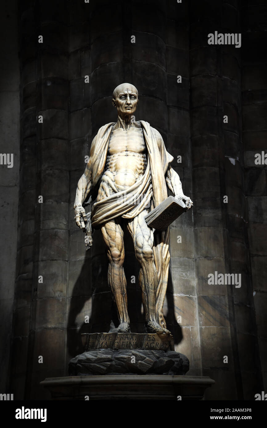 Flayed alive hi-res stock photography and images - Alamy