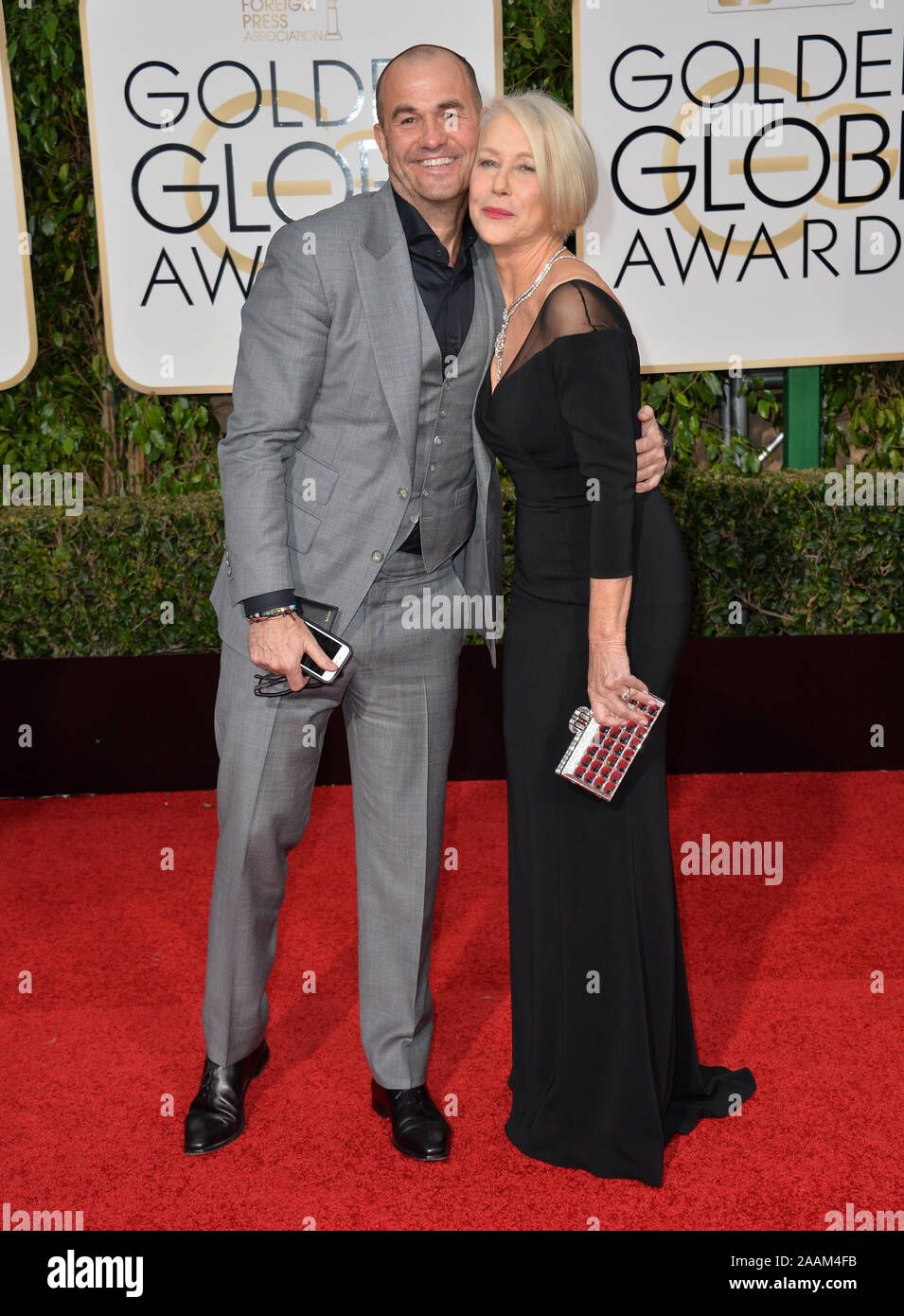 LOS ANGELES, CA - JANUARY 10, 2016: Dame Helen Mirren & Simon Mirren at ...