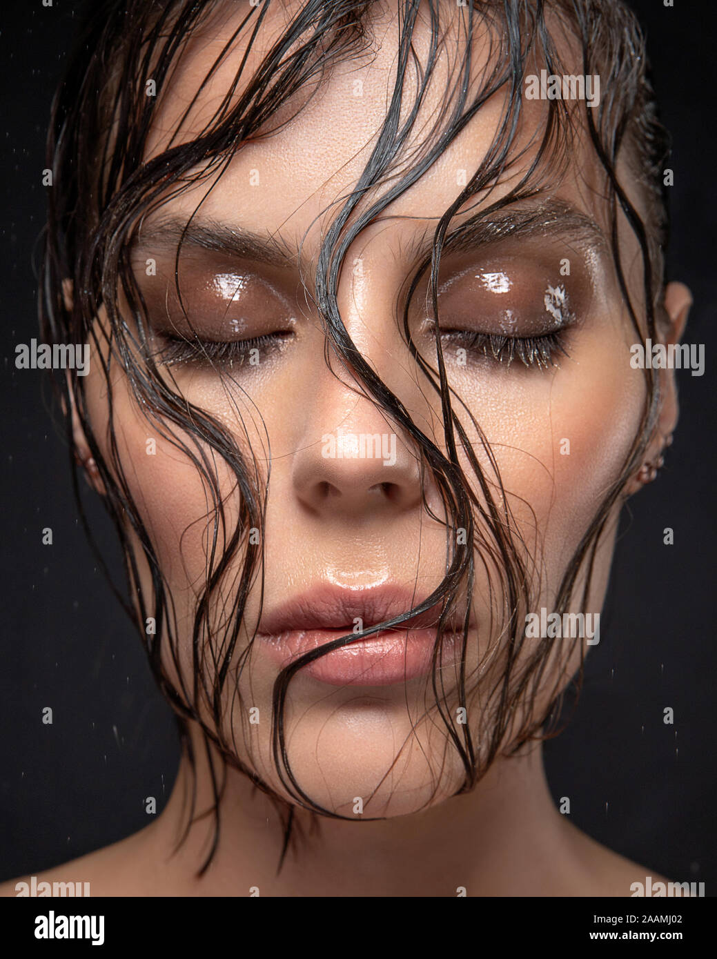 Glowing skin beauty hi-res stock photography and images - Alamy