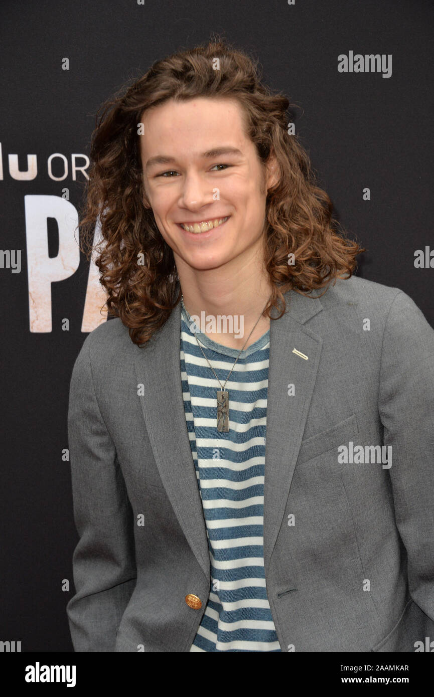 Kyle allen actor hi-res stock photography and images - Alamy