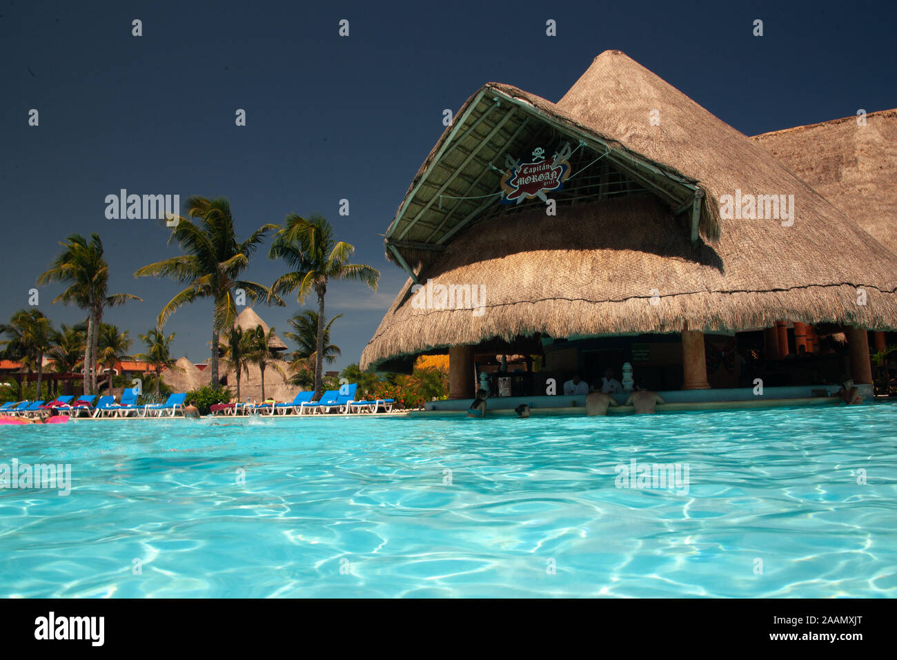 Rivera Maya Mexico pool bar palm fontain Stock Photo - Alamy