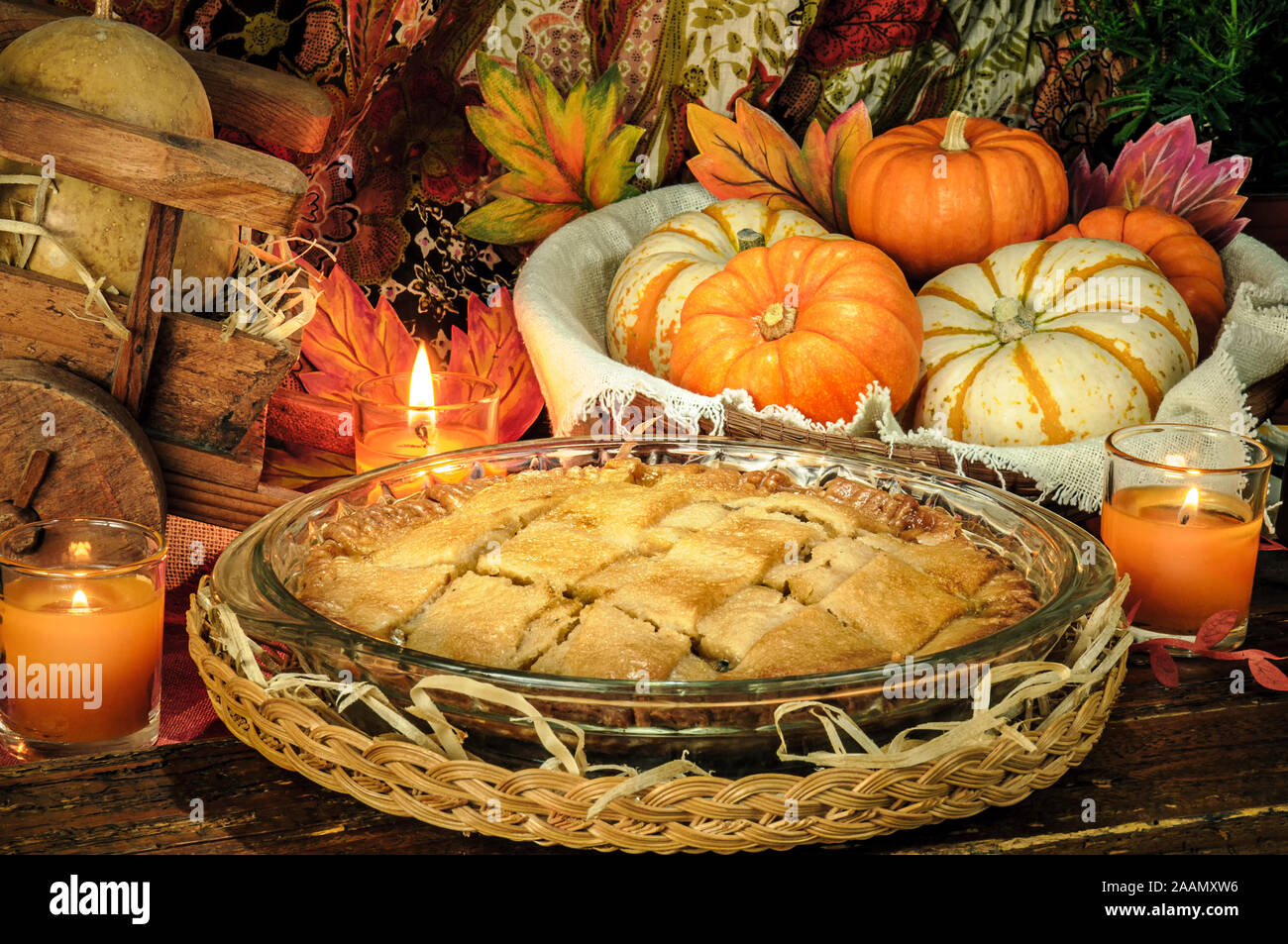 Harvest thanksgiving feast hi-res stock photography and images - Alamy