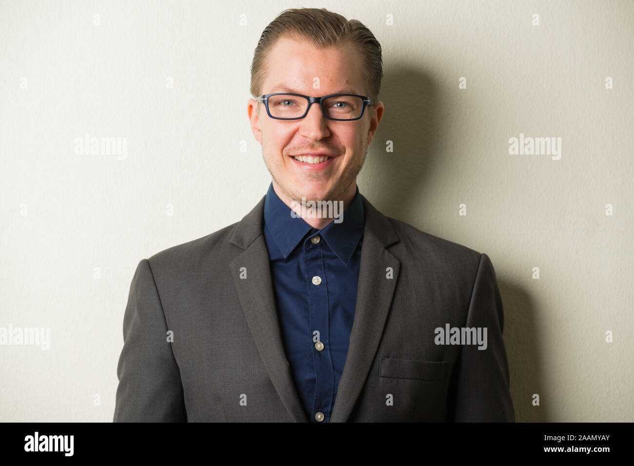 Face happy young blonde handsome hi-res stock photography and images ...