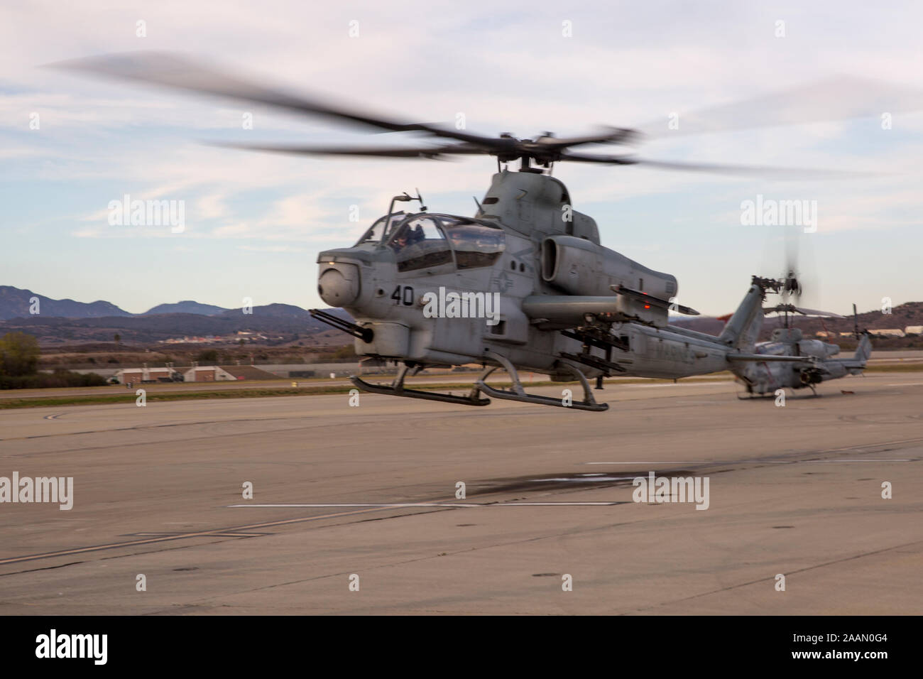 U.S. Marines with Marine Light Attack Helicopter Squadron (HMLA) 775 ...