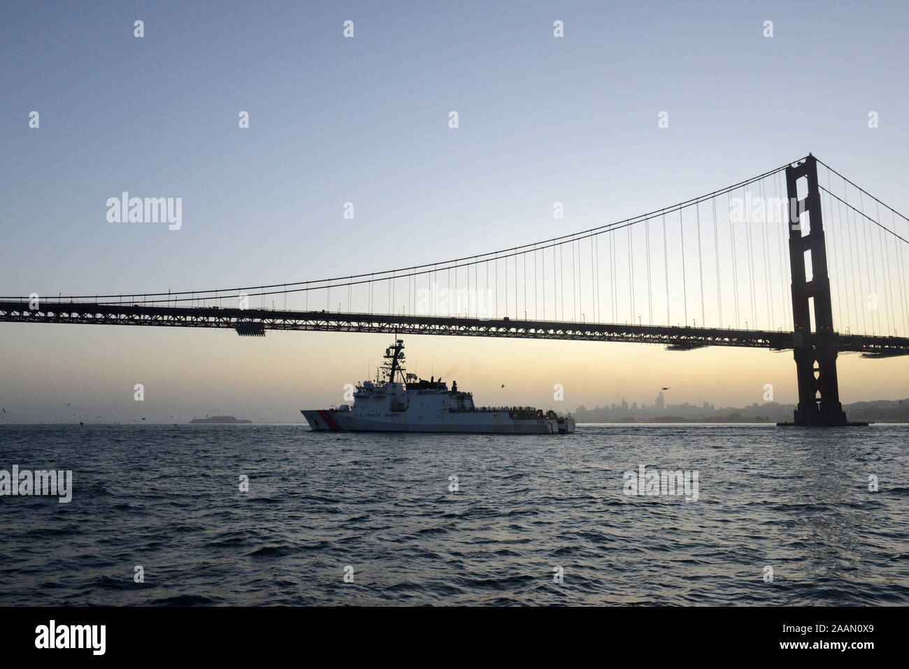 Coast guard cutter stratton wmsl 752 hi-res stock photography and ...