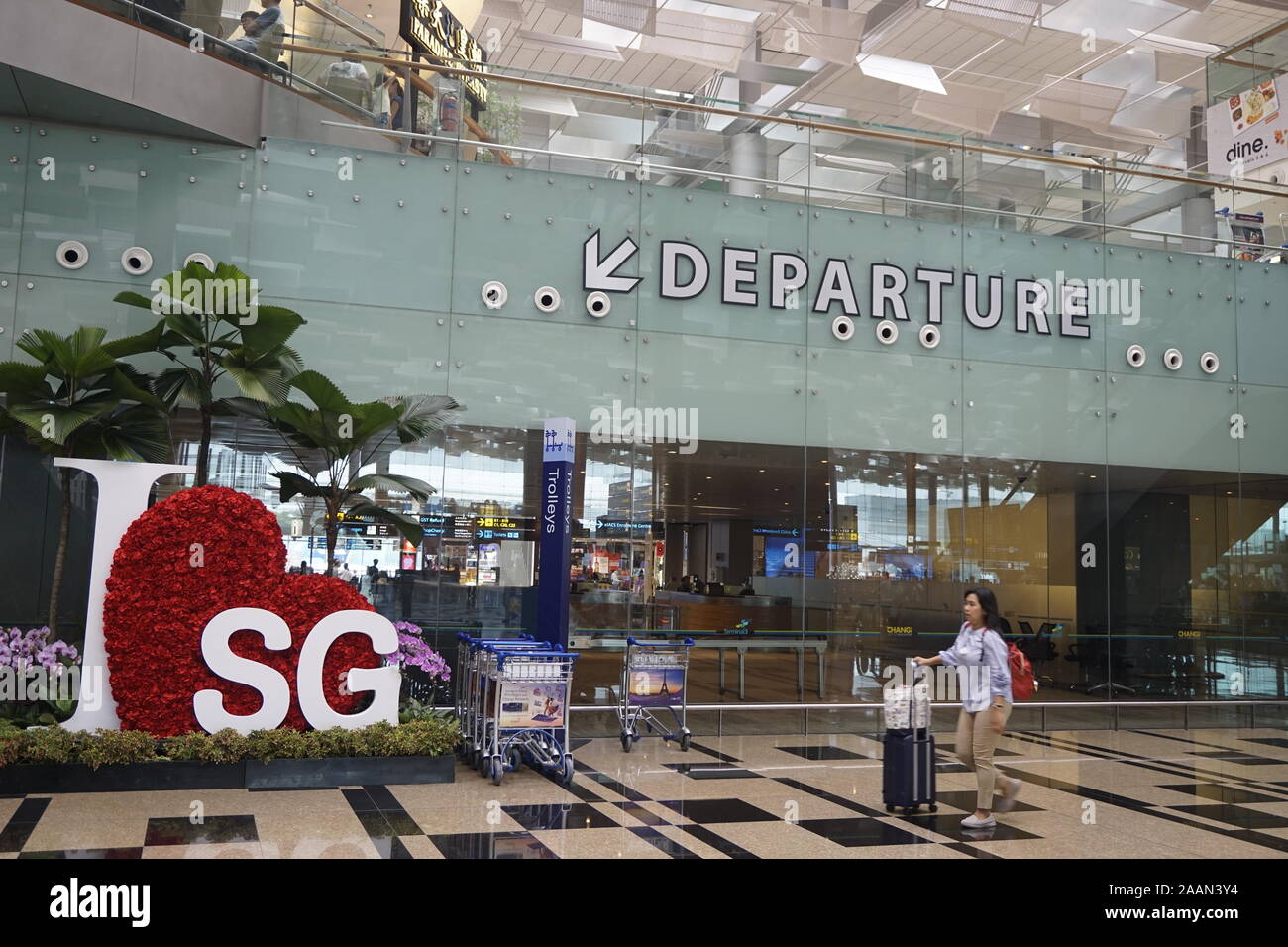 Changi airport departure gate hi-res stock photography and images - Alamy