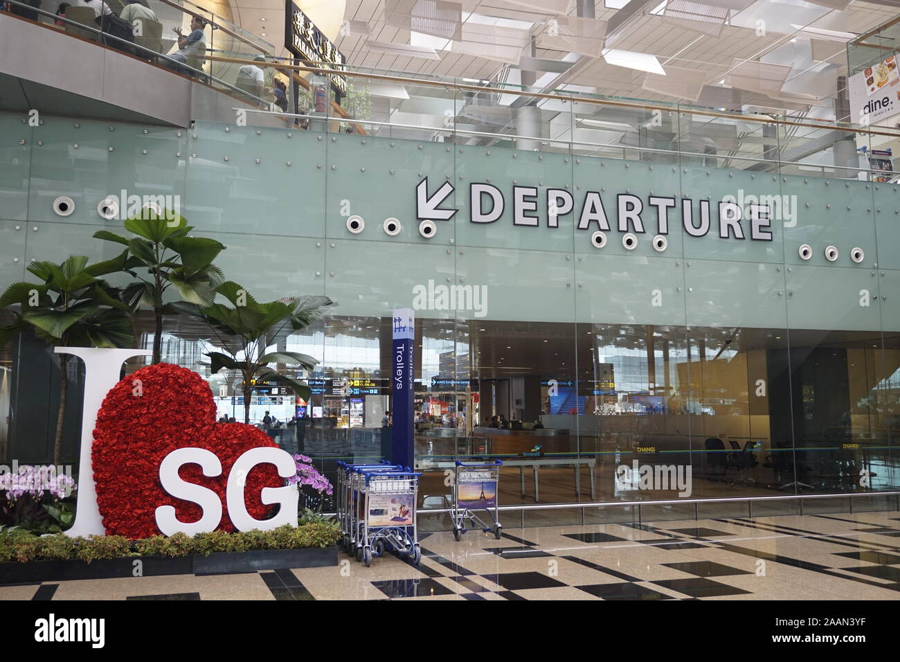 departure gate at Changi airport, Singapore Stock Photo - Alamy