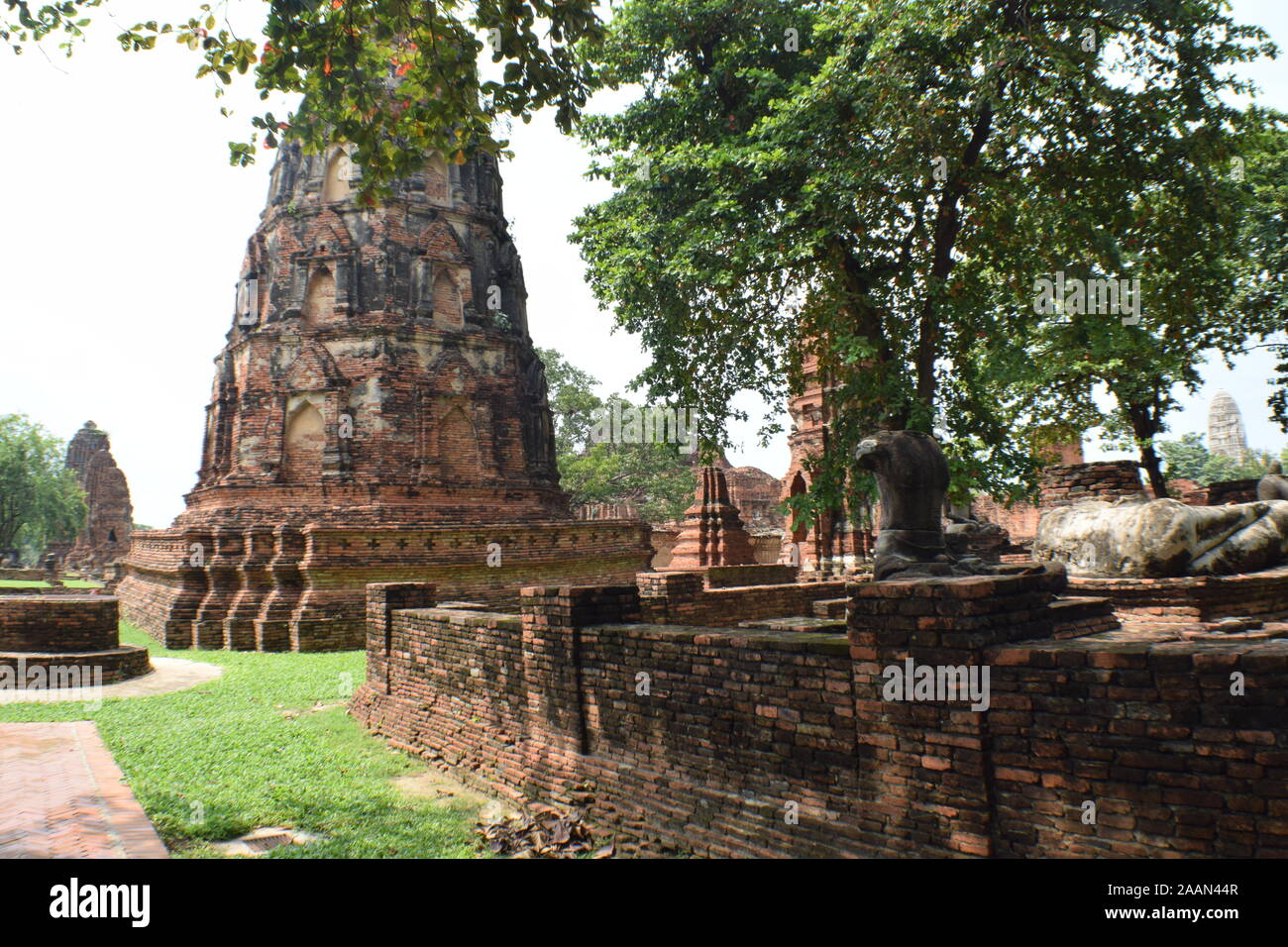 Wat mahathat monastery great hi-res stock photography and images - Alamy