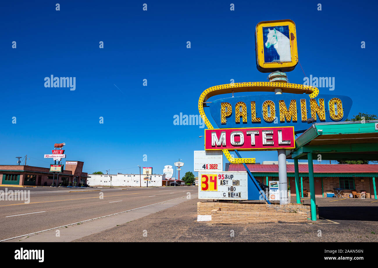 Historic hotel sign old route 66 hi-res stock photography and images ...
