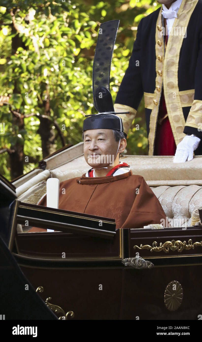 Mie Prefecture, Japan. 23rd Nov, 2019. Japanese Emperor Naruhito rides ...