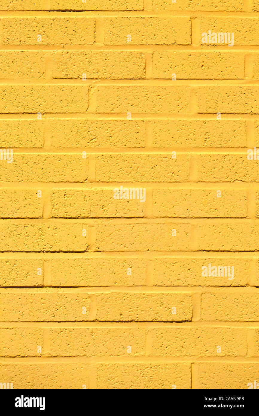 Yellow brick pattern hi-res stock photography and images - Alamy