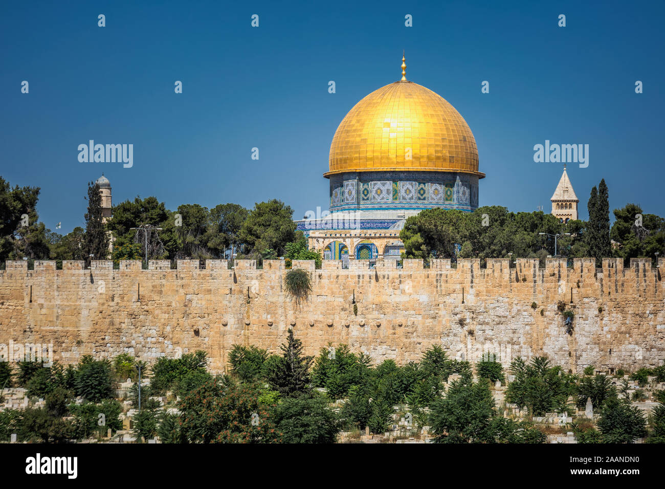 Church of Mary Magdalene in old town of Jerusalem Stock Photo - Alamy