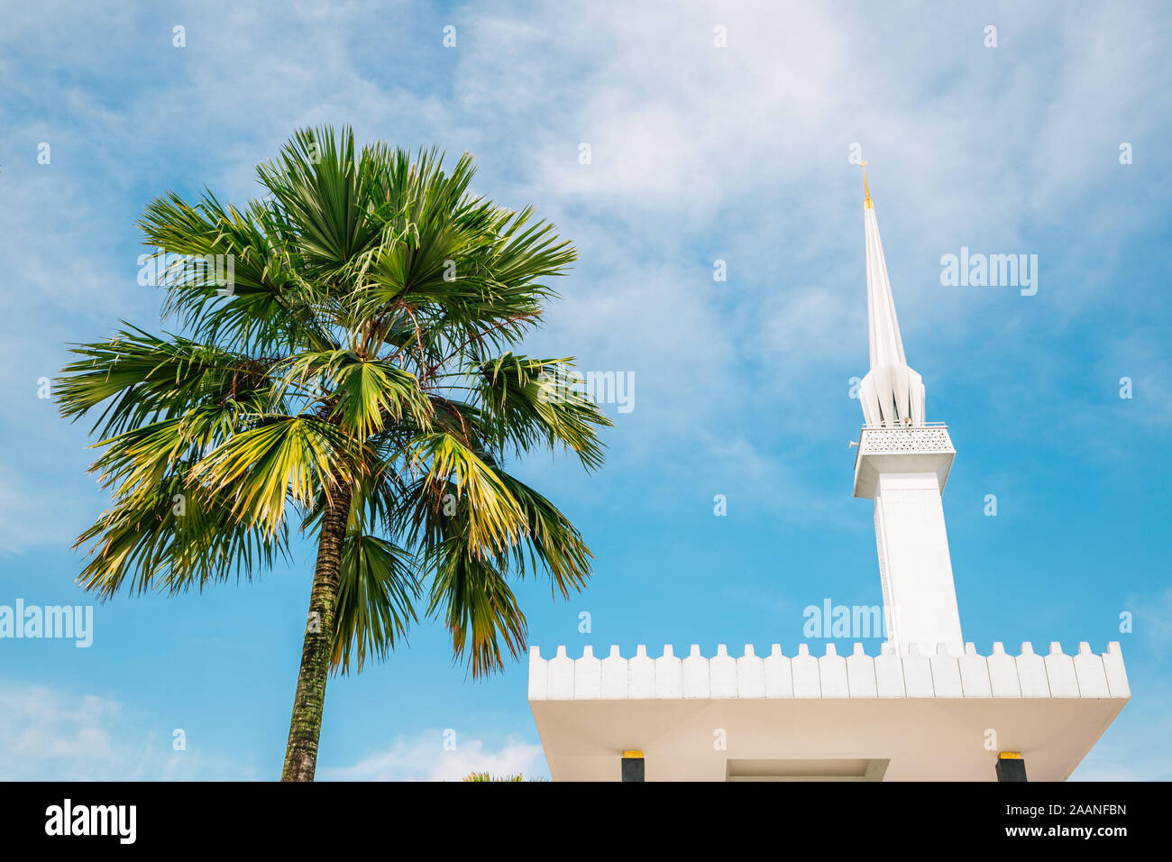 Masjid Negara mosque and palm tree in Kuala Lumpur, Malaysia Stock ...