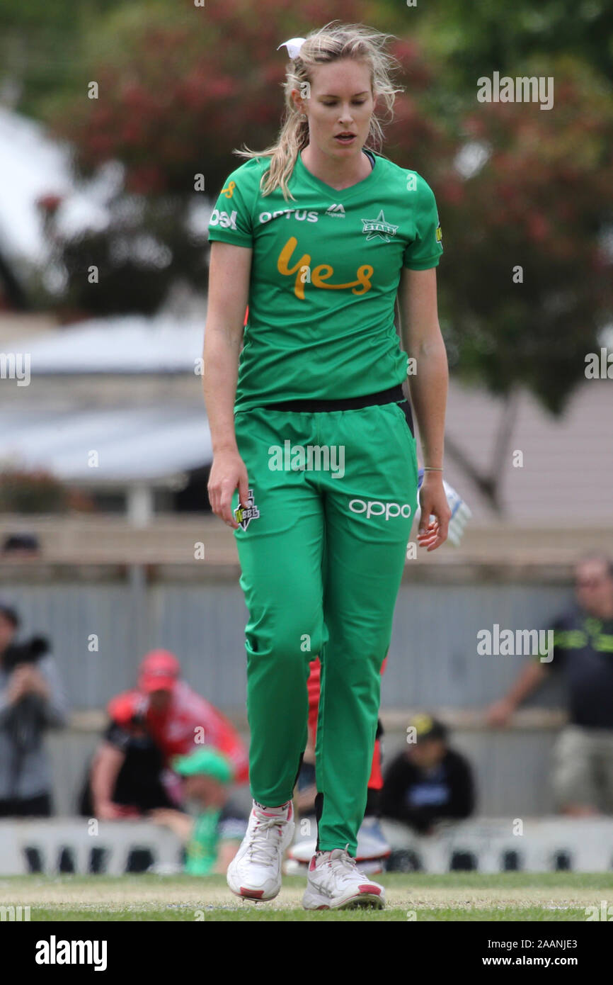 Australia bowler holly ferling hi-res stock photography and images - Alamy