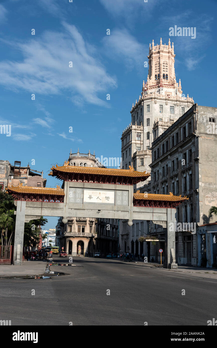Havanas chinatown hi-res stock photography and images - Alamy