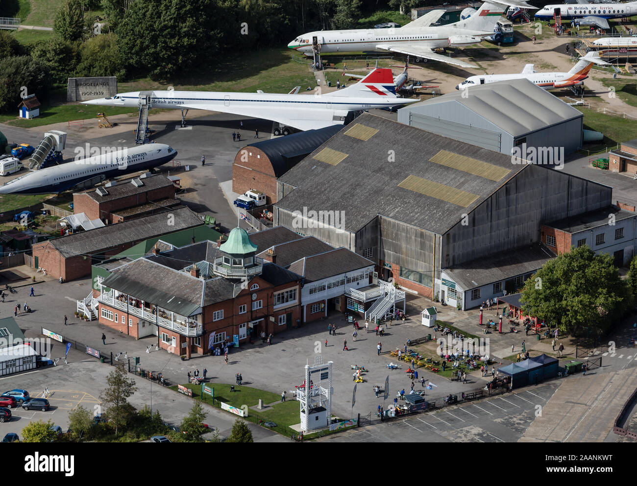 Brooklands circuit hi-res stock photography and images - Alamy