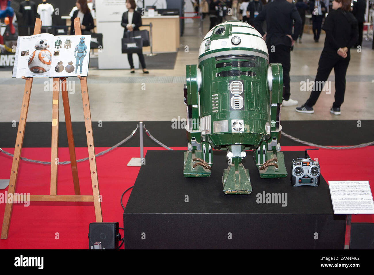 Resistance droid hi-res stock photography and images - Alamy