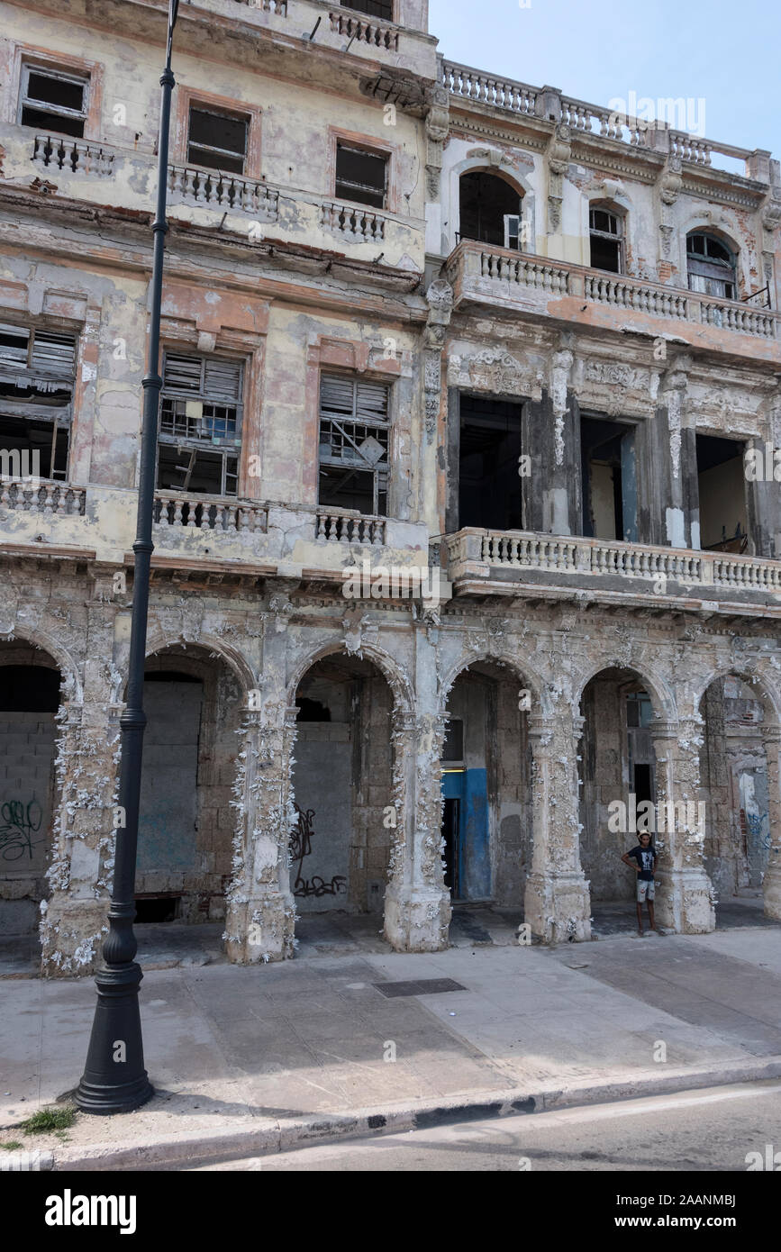 Moorish designs hi-res stock photography and images - Alamy